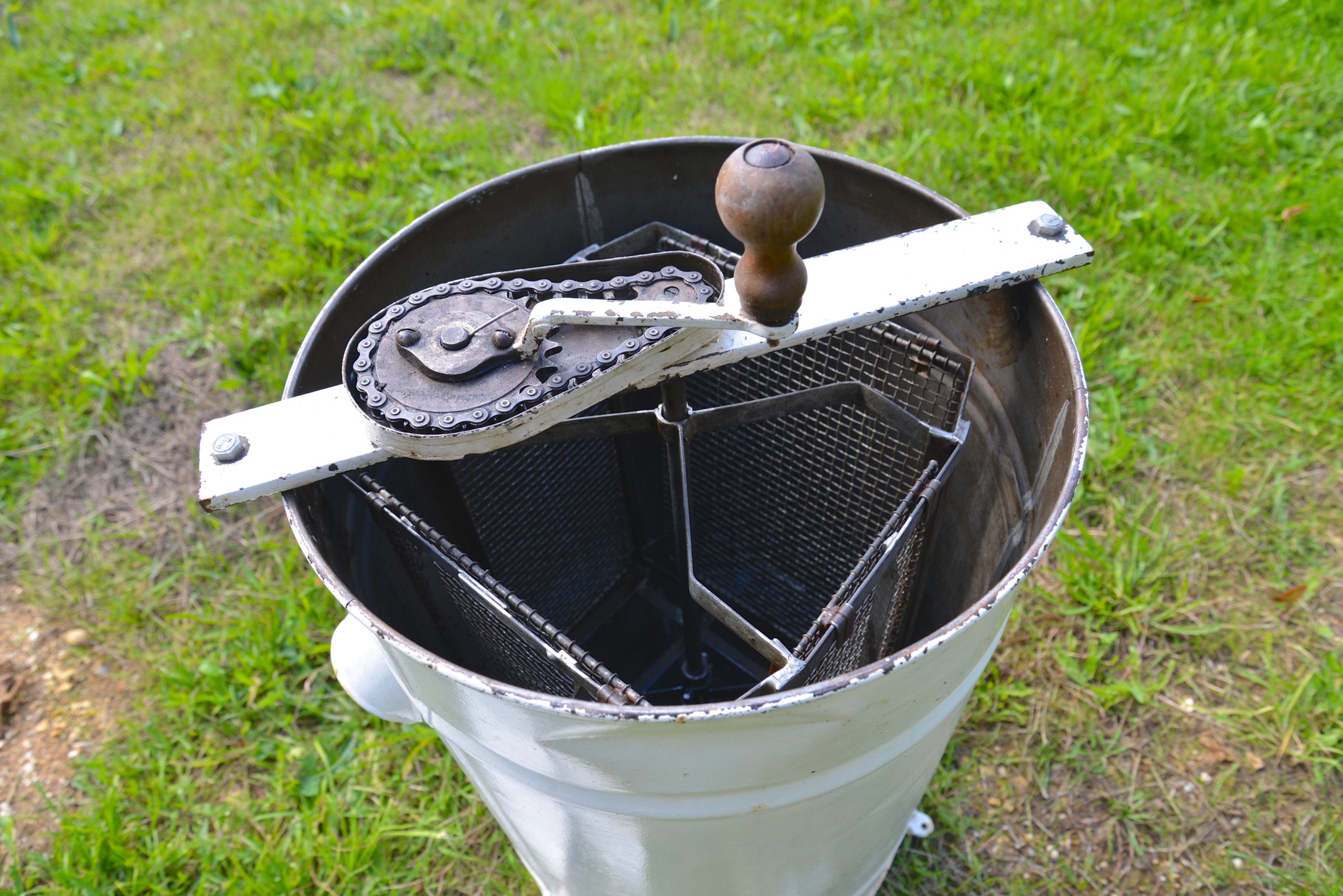 Honey Extractor, UK – 1930